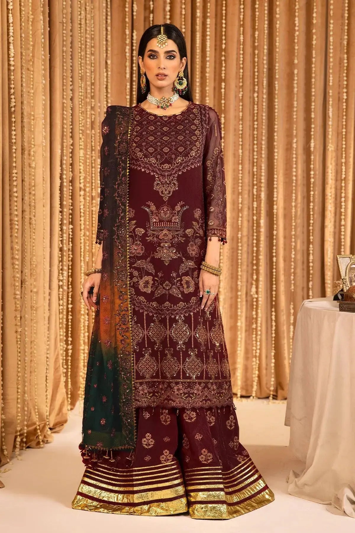 Roheen - V16D01 Embroidered Chiffon Maroon – Alizeh