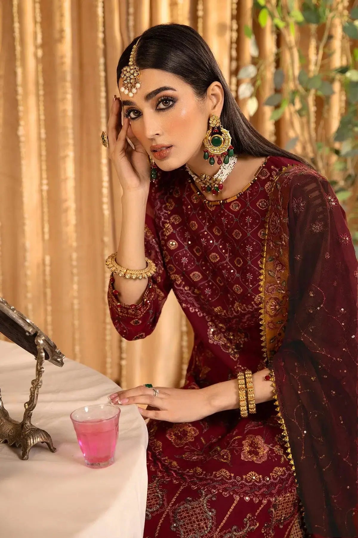 Roheen - V16D01 Embroidered Chiffon Maroon – Alizeh