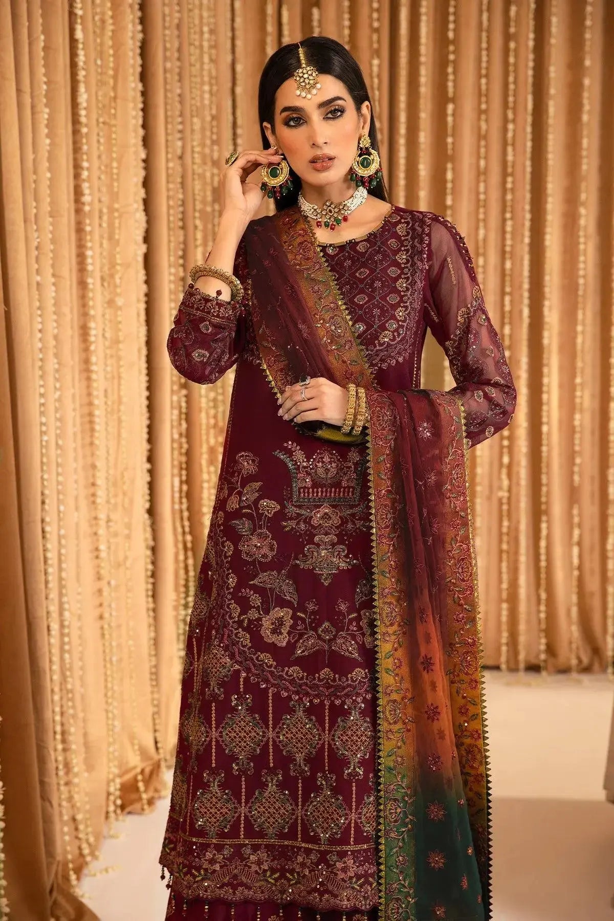 Roheen - V16D01 Embroidered Chiffon Maroon – Alizeh